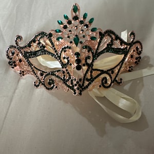 Masquerade Mask Luxury Green Crystal, Rhinestone Eye Mask, Elegant ...