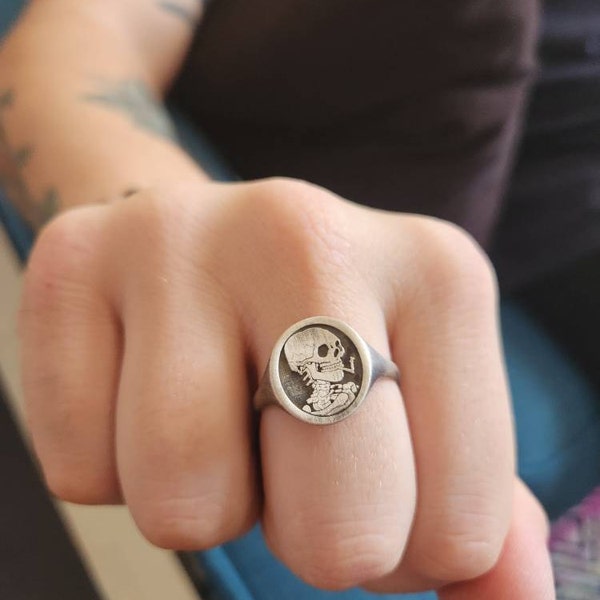 Van Gogh Skull Ring, Head of a Skeleton With a Burning Cigarette Pinky ...