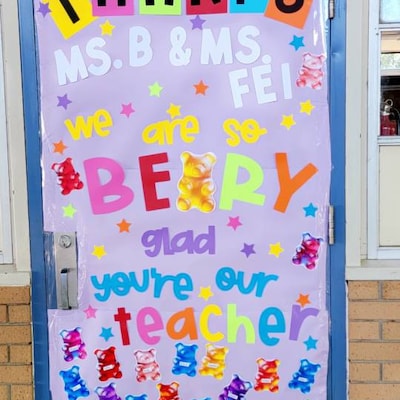 THE FUTURE OF the World Bulletin Board Kit Letters Classroom Decoration ...
