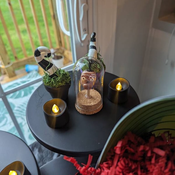 Sandworm, Beetlejuice, Miniature, Terrarium - Etsy