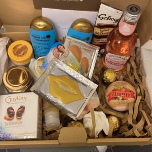 Beauty Hamper maquillage Makeup Box Self-care Beauty Pamper Makeup ...