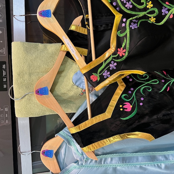 Alice in Wonderland Card Soldier Yard Signs for Party's and Decorations ...