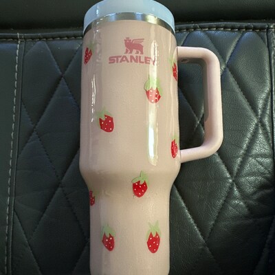 Strawberry Painted Stanley 40oz Tumbler - Etsy