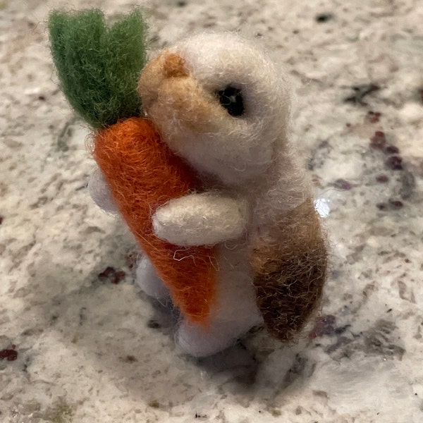 Needle Felted Lop Eared Bunny With Carrot, Needle Felted Cottontail ...