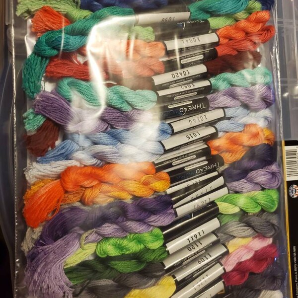 Threadworx Rainbow Garden Collection - 10 Colors Variegated Embroidery ...