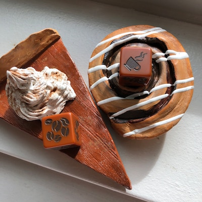 Coffee Dice / Set of 2 / D6 Cup, Caffine, Coffee Bean - Etsy