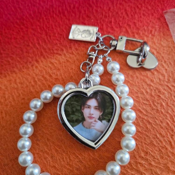 Custom Charm Keychain (pearl) |any K-pop Member/anime/actor/ Actress ...