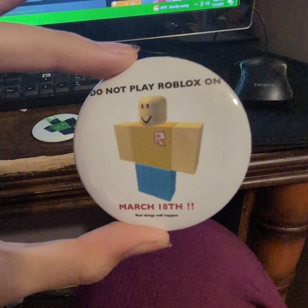 Roblox MYTH Pin Back Buttons - John Doe, Guest666, 1x1x1x1 - Etsy