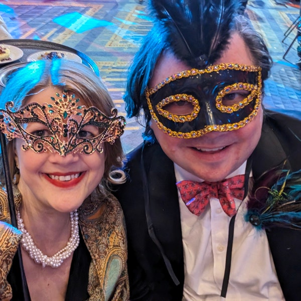 Masquerade Mask Luxury Green Crystal, Rhinestone Eye Mask, Elegant ...