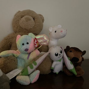 Ty Beanie Babies. Choice of Tye Dye Bear Group 2, Peace, Mellow, Groovy ...