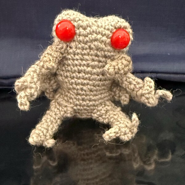 PATTERN - Lethal Company Inspired Hoarding Bug Pattern DIGITAL ONLY ...