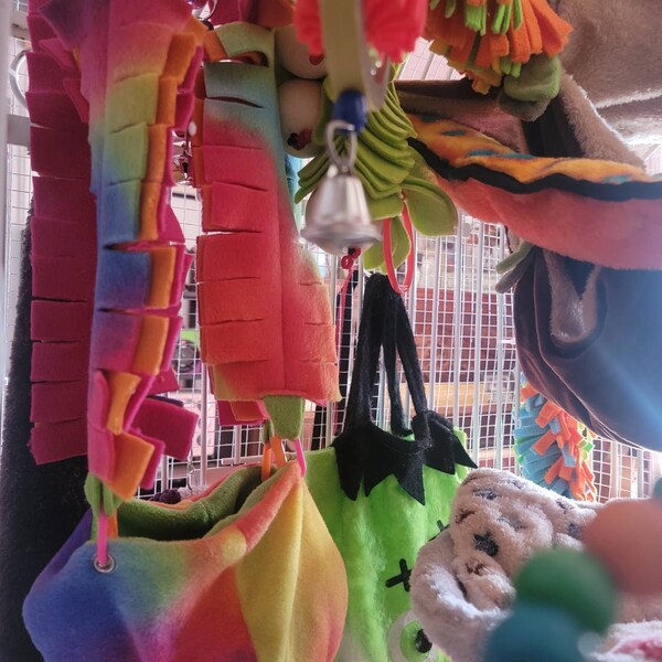 Snuggle Ball Pit; Large Fleece Reversible Hanging Pouch, 4 Detachable ...