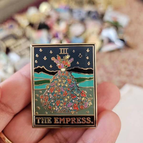 Midsommar May Queen Tarot Hard Enamel Pin! | the Empress Tarot Pin - Etsy