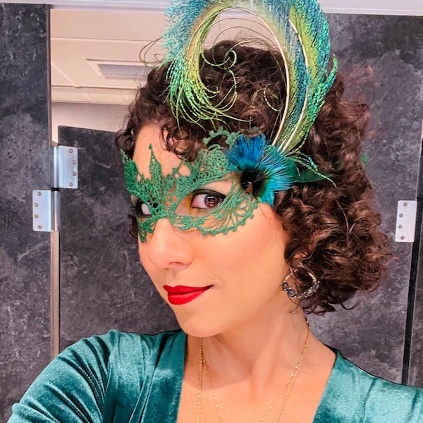 Emerald Green Feather Mask Women, Green Masquerade Mask Woman, Emerald ...