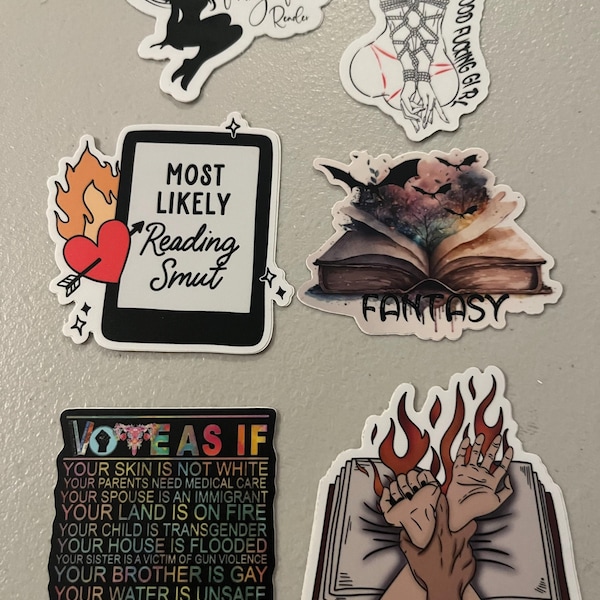 Booktrovert, Book Lover. Large Bookish Sticker, Kindle, Ereader, Book ...