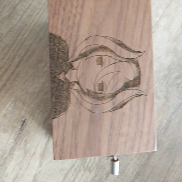 Custom Song & Laser Engraved Music Box | Personalized Engraved Design ...
