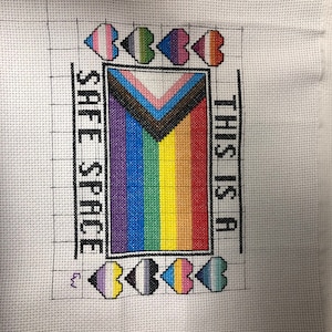 LGBTQ Pride D20 Cross Stitch Pattern | Etsy