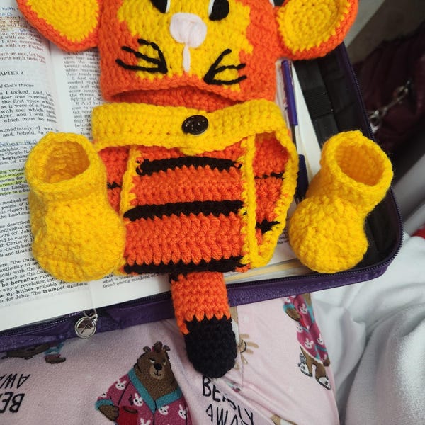 Tigger Inspired Crochet Beanie and Diaper Cover Set - Etsy