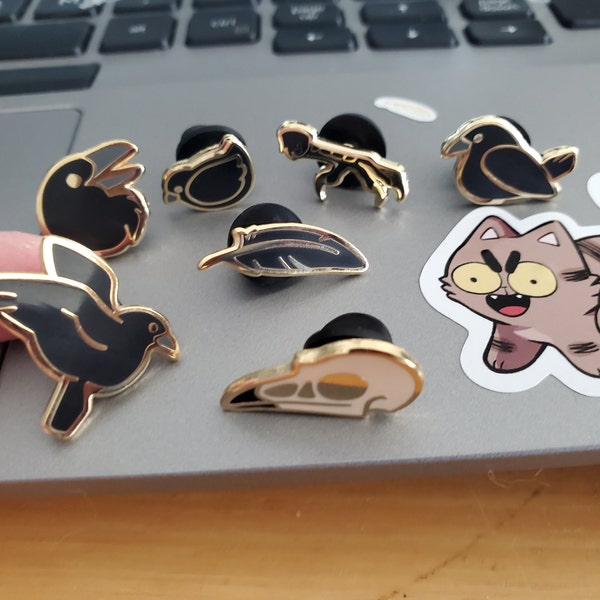 Tiny Crow Pins - Set of 7! - Etsy