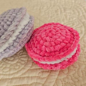 French Macaron Crochet Pattern Macaron Cookies Play Food Crochet ...