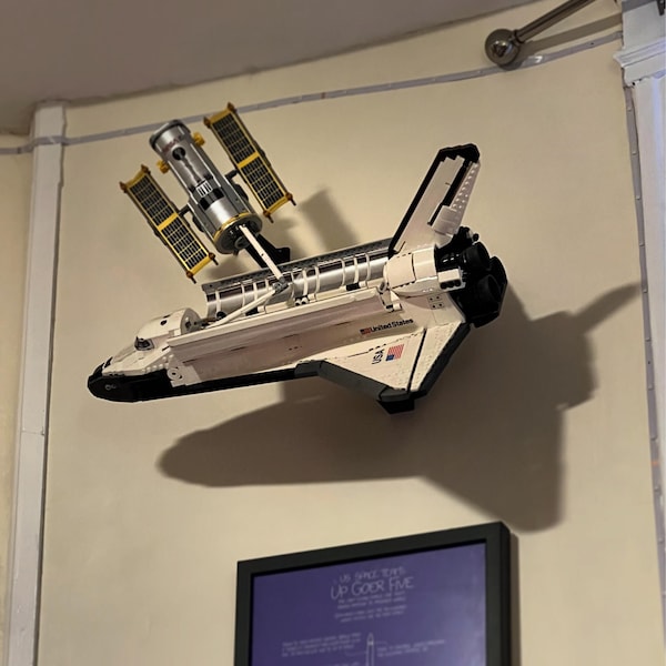 Wall Mounting Kit for Displaying Space Shuttle Discovery (10283) - Etsy