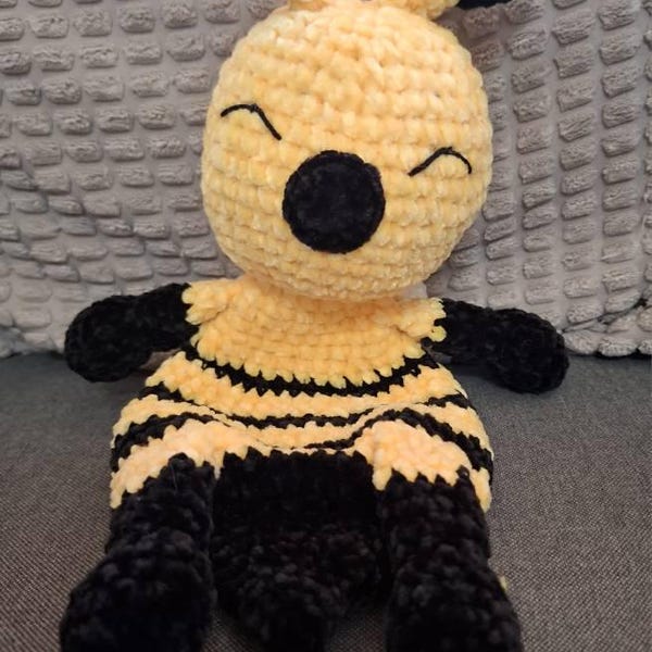 Crochet Bee Amigurumi Pattern: Plush Snuggler Sleep Toy (PDF Pattern ...