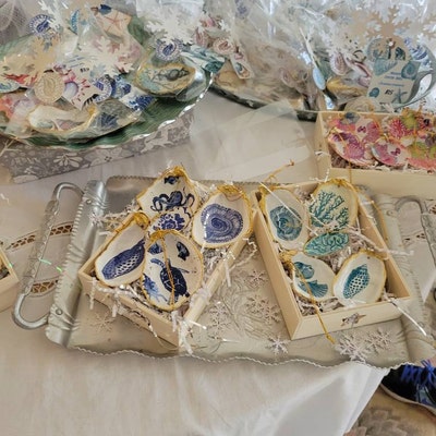 Blue Abalone Shell Table Runner. Abalone Shells Garland. - Etsy