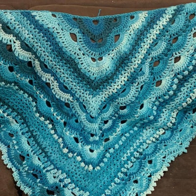Victoria's German Shells Shawl Pattern / PDF Instant - Etsy