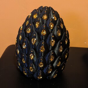 Digi Egg of Reliability Dice Container - Etsy