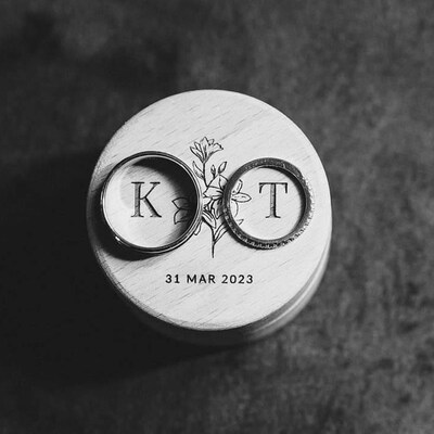 A4 VEGAN Leather Personalized Portfolio Compendium With Zipper ...