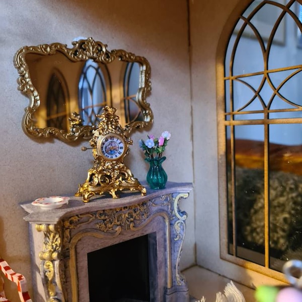 1:12 Dollhouse Roombox Diorama Recreation Room - Decorated and Remote ...