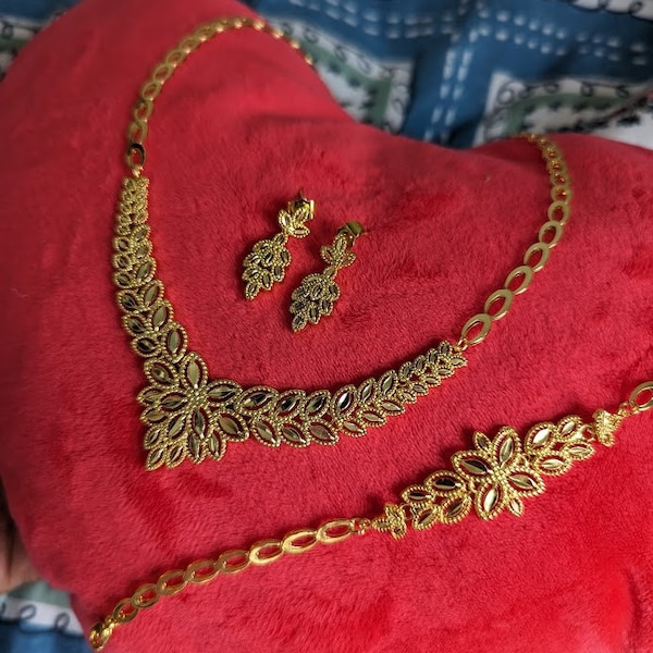 Saudi Arabia 24K Gold Plated Flag Necklace Khaleeji Arab Emirati ...