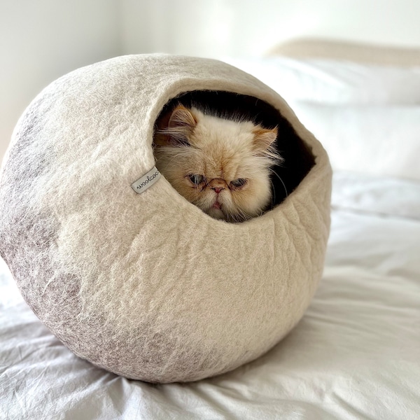 Cat Nap Cocoon / Pet Cave / Kitty Bed /dog House / Felt Vessel - Hand ...