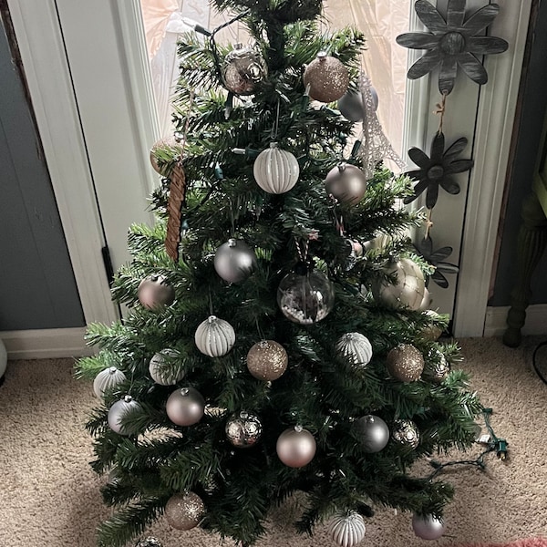 Squirrel With Star, Tree Topper, Wall Hanging or Yard Stake ...