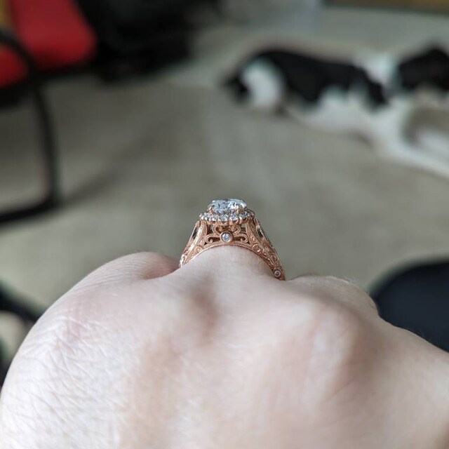 Vintage Filigree Ring, Colorless Moissanite Ring, Halo Vintage Filigree Ring, Colorless Moissanite Ring, Halo