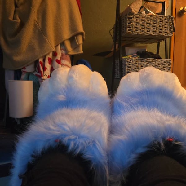Grey Feet Paws Fursuit Kemono Toony Kigurumi Fursona Kawaii Outdoor ...