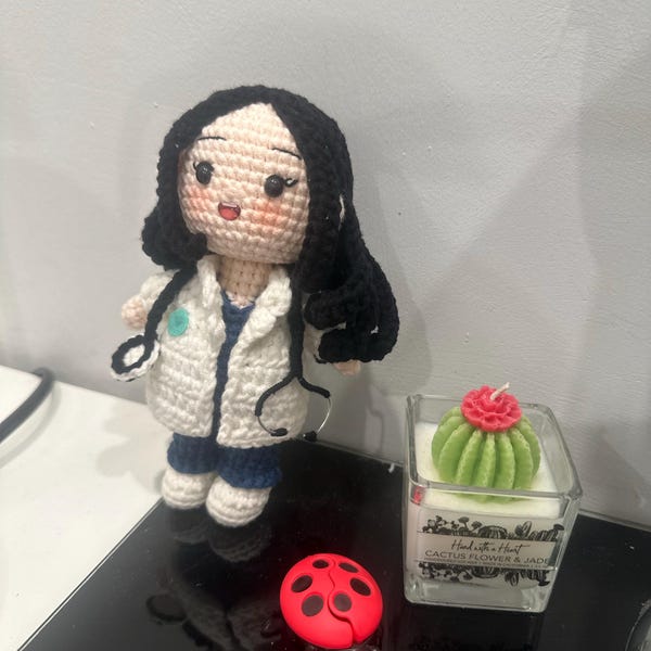 Sundrop Crochet in Pot, Finished Flowers, Knitted Flower Bouquet, Car ...