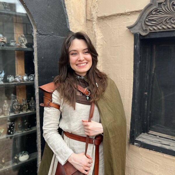 Women's Leather Pauldron/shoulder Armor customize Your Armor With ...