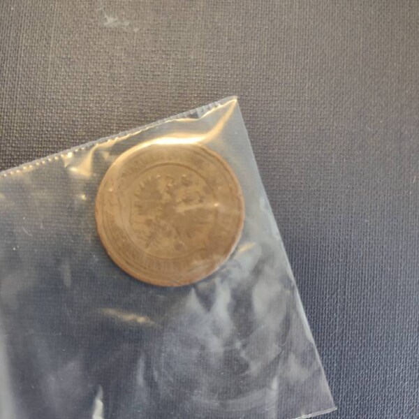 Uno Peso. Vintage Mexico Bi Metal, Coins Shown Are Examples 1990 ...