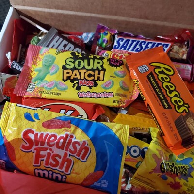 Custom Movie Night Gift Basket Date Night Box, Family Movie Night Box ...