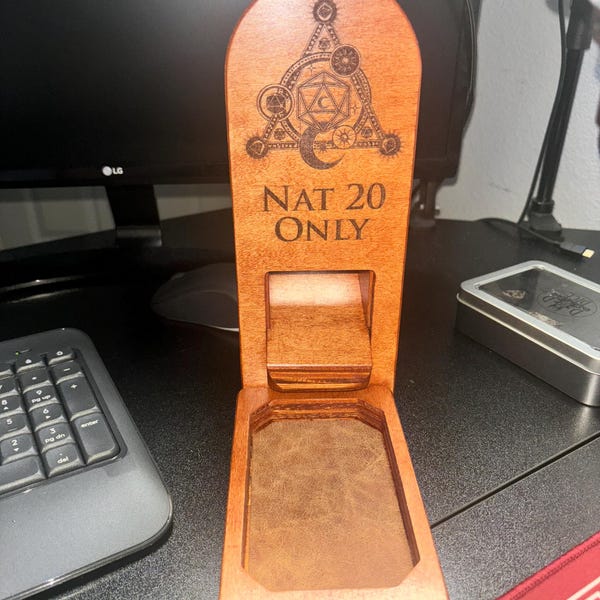 Personalized Engraved Wood Dungeon Master Screen With Custom Side ...