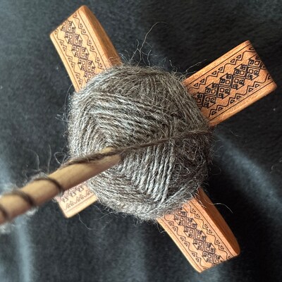 5/8 Maple Mini Glider Turkish Drop Spindle - Etsy