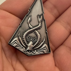 Chimera Thrawn Emblem Pin | Etsy