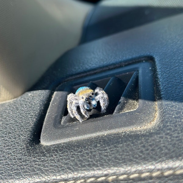 Realistic Fake Bee Figurine, Honeybee Miniature, Plant Decorations ...