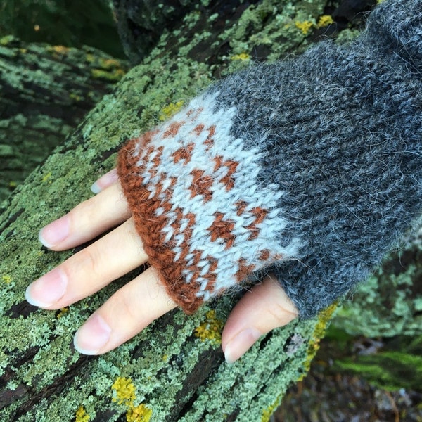 PDF PATTERN - Wood Folk Fingerless Mittens S / L Sizes - Etsy