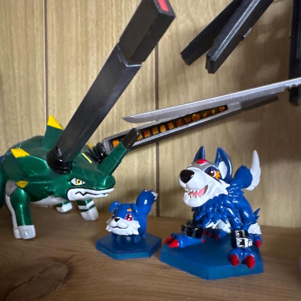 Custom Loogamon Figure - Etsy