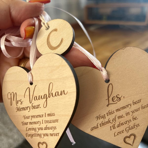 Personalised Wooden Gift Tag / Label, Any Message Quote Name Text ...