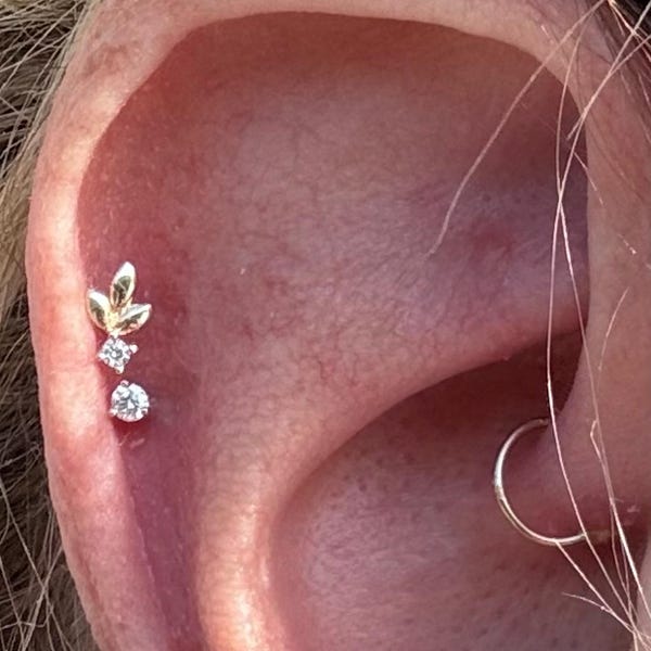 14k Solid Gold Vertical Helix Piercing Five Bezel Sparkle Bubble Stud ...