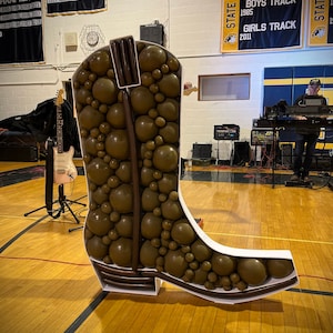 Cowboy Boot Mosaic From Balloons, Cowboy Boot Mosaic From Balloons ...