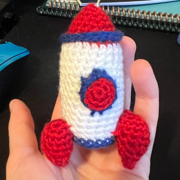 Crochet Pattern Space Rocket, Crochet Pattern Amigurumi Spaceship ...